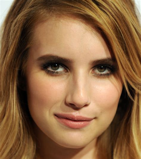 X Resolution Emma Roberts Close Up Pictures X Resolution Wallpaper Wallpapers Den