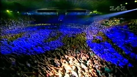 Океан Ельзи - Небо над Дніпром - Dolce Vita. Live In Kyiv ( HD ) - YouTube