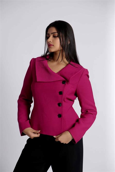 Classy Ruby Jacket Sthiirta