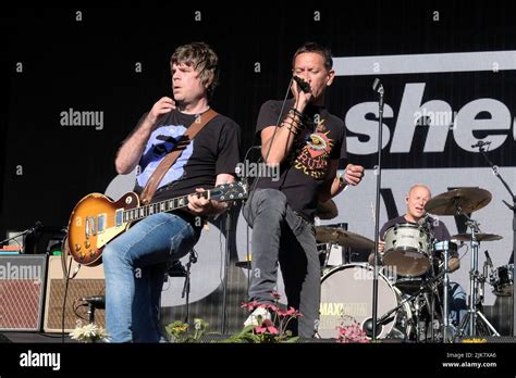 Lulworth Uk 31st July 2022 L R Paul Adrian Banks Guitarist And Lead