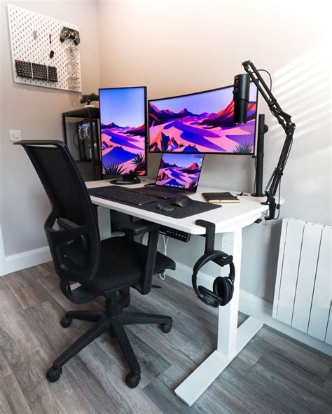 vertical horizontal monitor setup game room design gaming room
