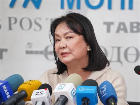 Ж Энхцэцэг Хэрэглэх боломжгүй оношлуурыг С Энхболд сайд худалдан ав