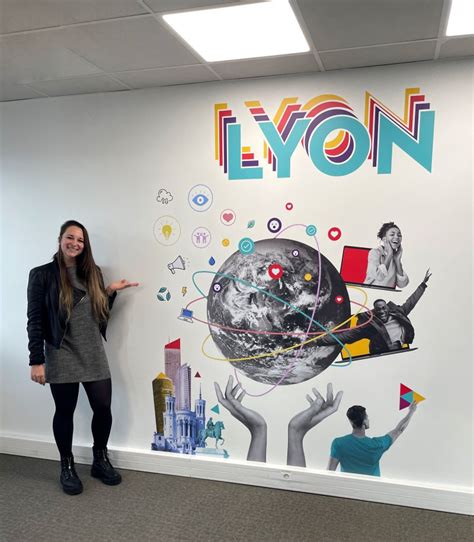 Illustration Fresque Design Graphicdesign Theadeccogroup Doriane