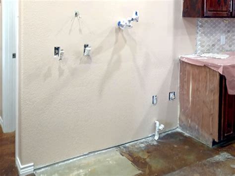 Patching Sheetrock And Drywall In Tyler Tx Seamless Repairs Jaimes Construction And Remodeling Llc Patching Sheetrock And Drywall In Tyler Tx Seamless Repairs Jaimes Construction And Remodeling Llc