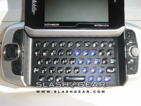 Slashgear Review T Mobiles Sidekick 3 In The Uk