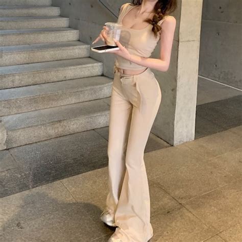 코디세트슬림 스퀘어넥 슬리브리스슬림 부츠컷 벨트 팬츠 세트 2k110444e