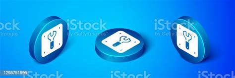 파란색 배경에 격리 된 철도 아이콘의 등색 수리 수리 작업 리노베이션 작업 표지판 및 장벽 테이프 파란색 원 버튼입니다 벡터 3차원 형태에 대한 스톡 벡터 아트 및 기타