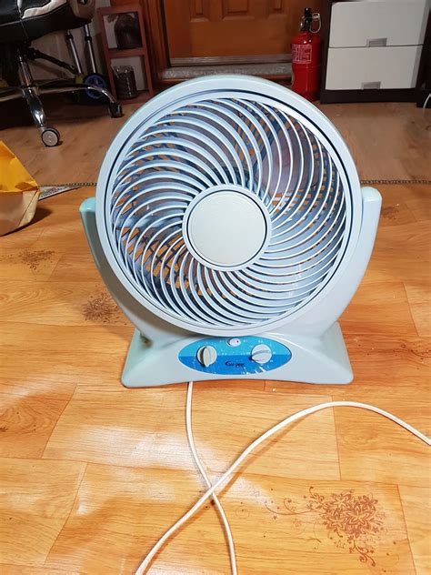 앉은뱅이 선풍기 Cool S 당근 중고거래