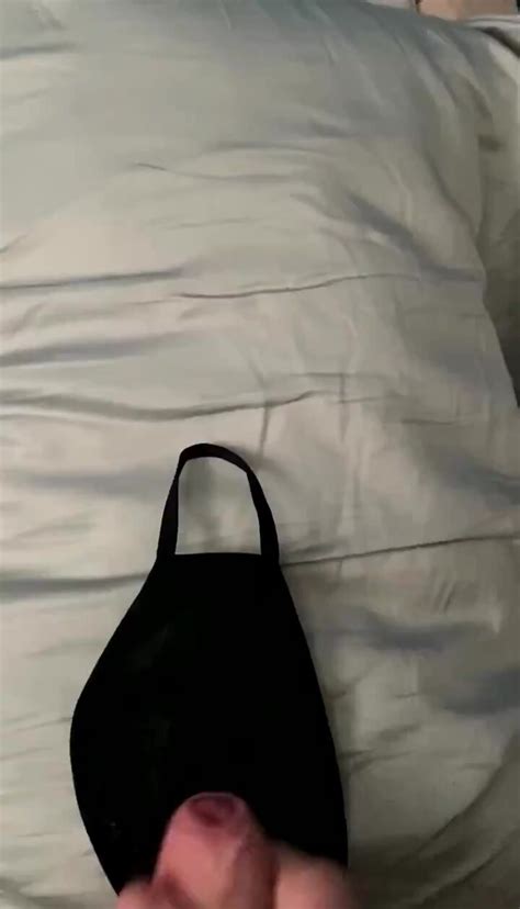 How To Properly Scent A Mask Before Wearing It ThisVid Com