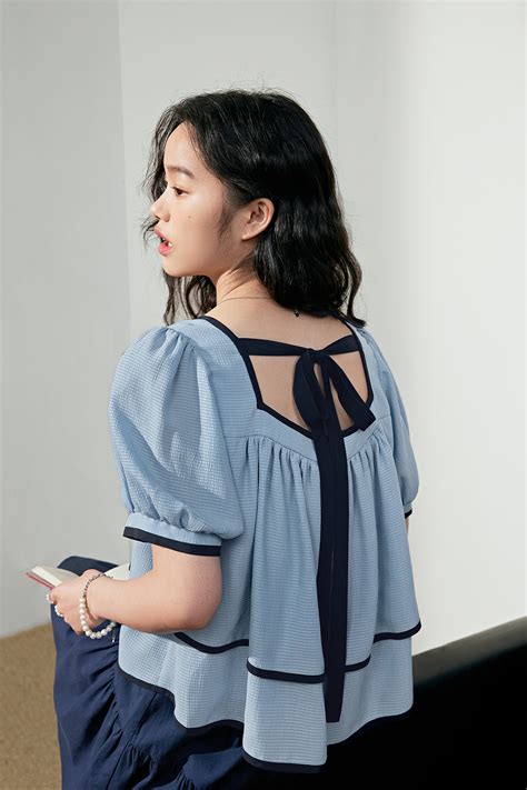 쿠오세 퍼프 슬리브 레이스 탑 위시버킷