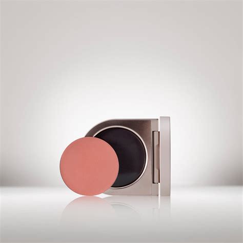 Ophthalmologist Advice To Wearing Makeup For Sensitive Eyes Rose Inc