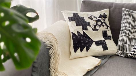 Learn Patchwork The Easy Way And Get Your Fingers Itching With Brigitte Heitland S Skillshare Class