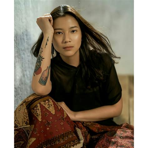 Jual Poster Dinding Danilla Bisa Custom Gambar Shopee Indonesia