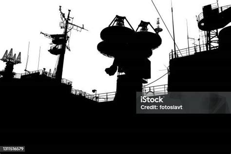 오래된 과학 선박의 실루엣 연구 함대 연구 선박 수중 음파 탐지기 원격 레이더가 있는 전파 망원경 0명에 대한 스톡 사진 및 기타 이미지 Istock