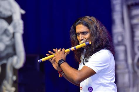 ``அன்றைக்கு நடந்த அவமானத்தை மறக்கவே மாட்டேன் புல்லாங்குழல் கலைஞர்