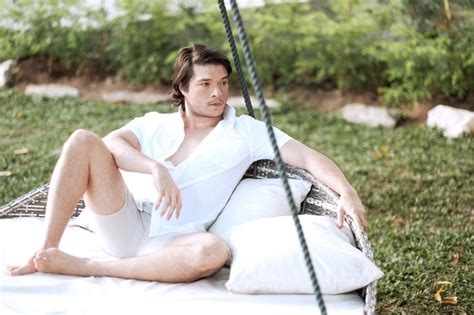 Viva stars Josef Elizalde, Rob Guinto, and Angela Morena get playful ...
