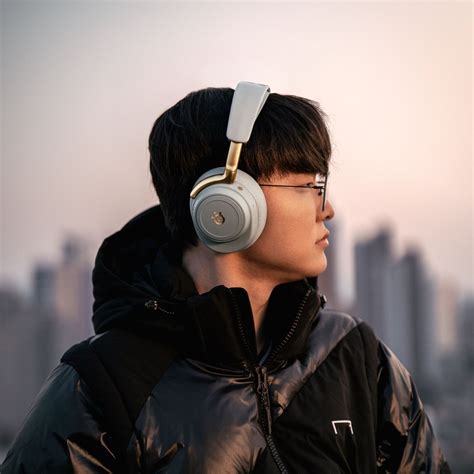 세계 최초 Hi Res Audio Wireless 인증 무선 게이밍 헤드셋 스틸시리즈 아크티스 노바 엘리트 국내 출시