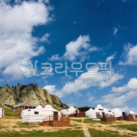 몽골 게르 몽골천막 몽골전통가옥 하늘 사진 이미지 일러스트 캘리그라피 Dori24작가