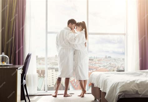 Premium Photo Young Couple In Love In Hotel Room In The Morning