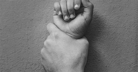 Filmede Og Voldtog 14 årig Dreng Din Avis