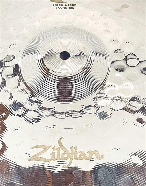 Zildjian Zxt Titanium 16 Rock Crash Cymbal