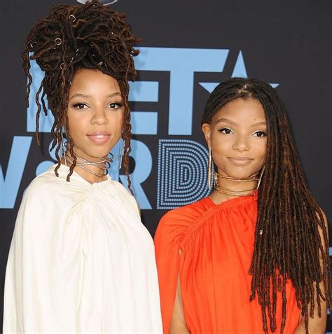 Chloe Bailey And Halle Bailey Of Chloe X Halle Bet Awards 2017 Locs