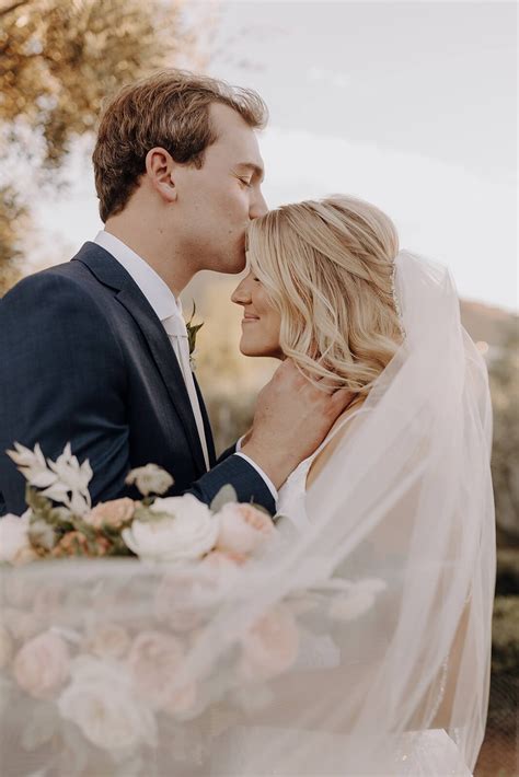 Paradise Valley Elegant Desert Wedding Carmela Joy Photography