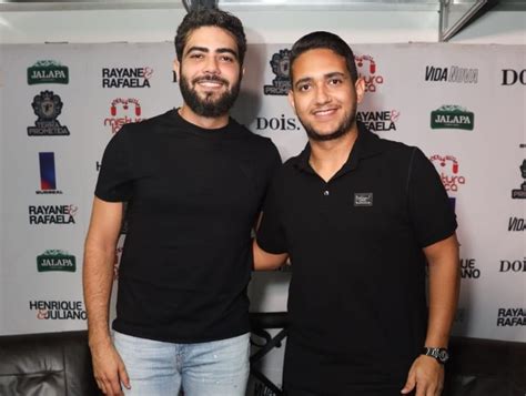 Bicho Do Mato Sex Symbol E Cantor Premiado Henrique Chega Aos 35