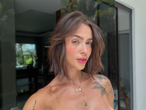 Layered Bob Haircuts Chic Styles To Inspire Your Next Look Divagaze Com