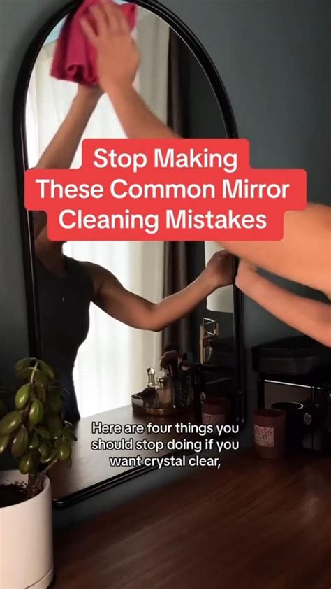 7 Cleaning Mistakes That Always Lead To Streaky Mirrors According To Pro Cleaners [video