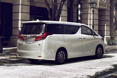 Toyota Alphard Interior Exterior And Colour Images Malaysia