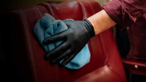 Leather Finish Sealant Protects Colour And Provents Cracking