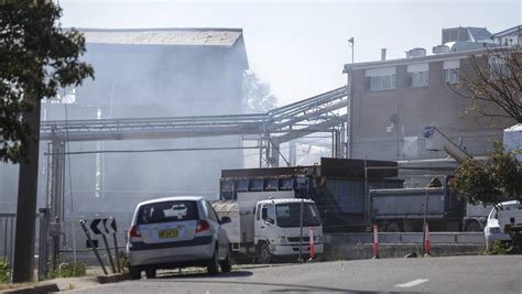 Shed Collapses During Fire At Wodonga Abattoir Firefighters The