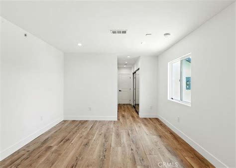 1849 W 66th St Los Angeles Ca 90047 Redfin