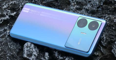 realme GT Neo SE debuts with SD Plus Gen mAh battery with W fast charging revü