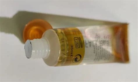Clear Infallible Mattifying Base Primer Packaging Type Tube At Best Price In Hisar