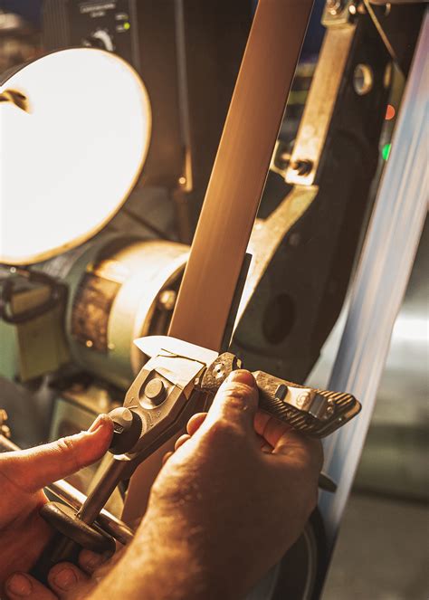 Spider Monkey® Carbon Fiber Tanto Serrated Zac Browns Southern Grind