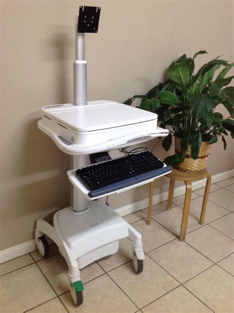 Enovate Lcd Patient Data Entry Computer Cart Workstation S M00 Bbp 0