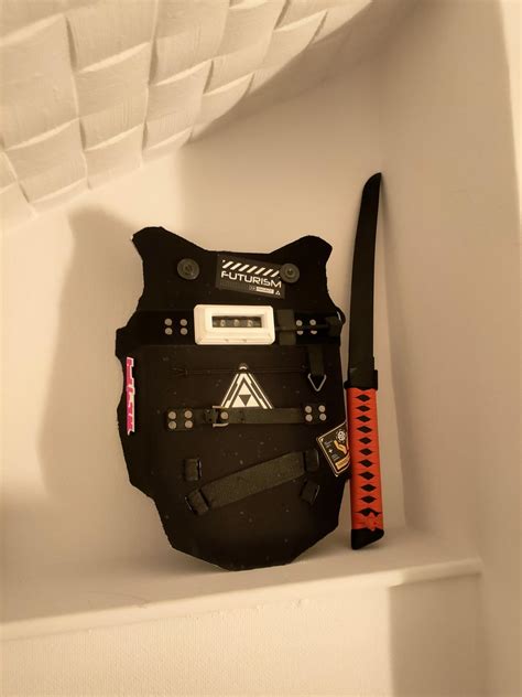 Meet Altf4 My Teeny Tiny Diy Cyberpunk Cqb Shield Made With Rushing And Scouting In Mind