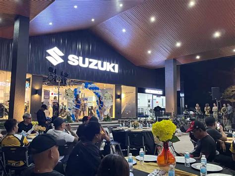 Suzuki Introduces New Colors Of The Raider R150 Fi Suzuki Motorcycles