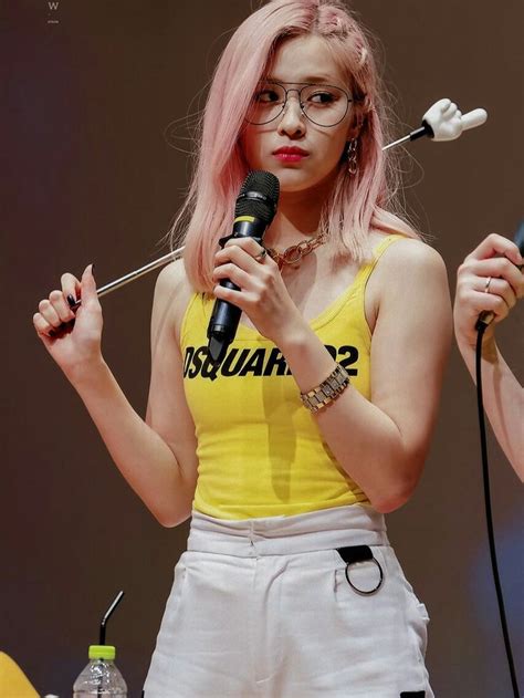 Pin By Aydan Barber On Itzy Itzy Style Fashion