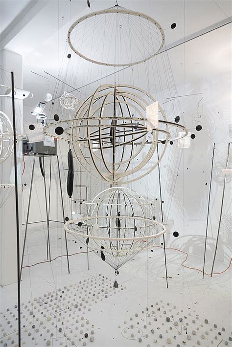 Simon Hehemann Sinus Medii Ausstellungsansichten Feinkunst Krüger