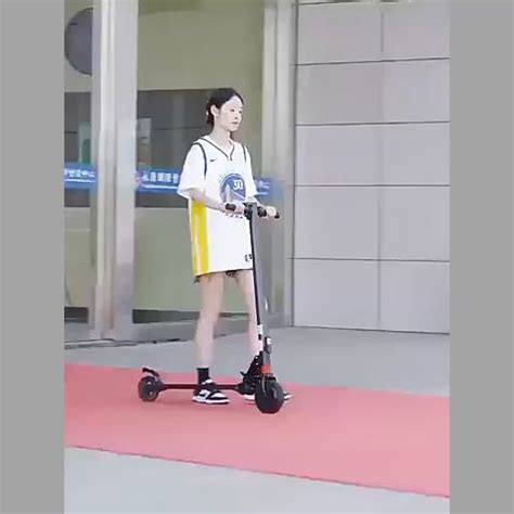 Video thật Xe scooter điện cao cấp Xe điện gấp gọn có thể điều chỉnh mốc tốc độ pin đi