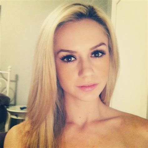 Fun Online Cute Girls Will Make You Feel Happy