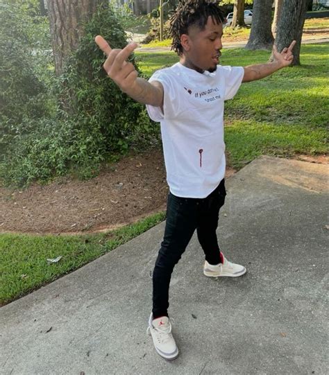 Yhapojj Male Artist Singer Rappers