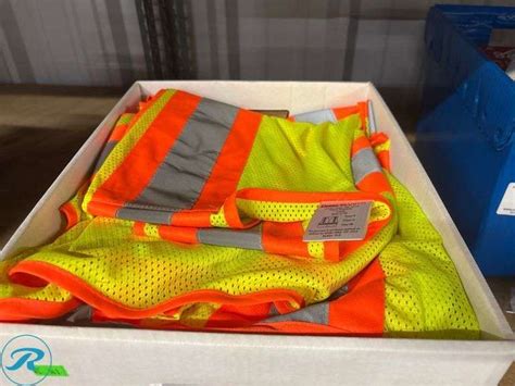Ansi Class Ii High Visibility Safety Vests Roller Auctions