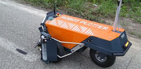 Robot Plotter Voor Uitzetten Stuurlijnen Kooiker Maatvoering Robot Plotter Voor Uitzetten Stuurlijnen Kooiker Maatvoering