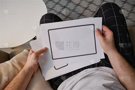 Ux网站设计线框图。草图，原型，框架，布局未来设计项目。ui Ux 用户界面，用户体验设计师。网页