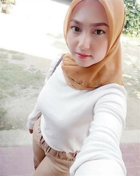 Awek Melayu Putih Dan Hot Migueltaromcpherson