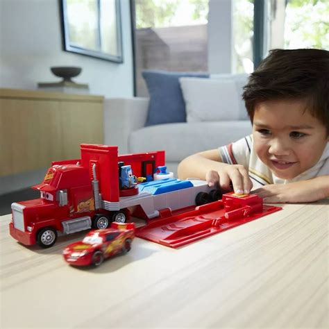 Disney Pixar Cars Transforming Mack Lorry Playset